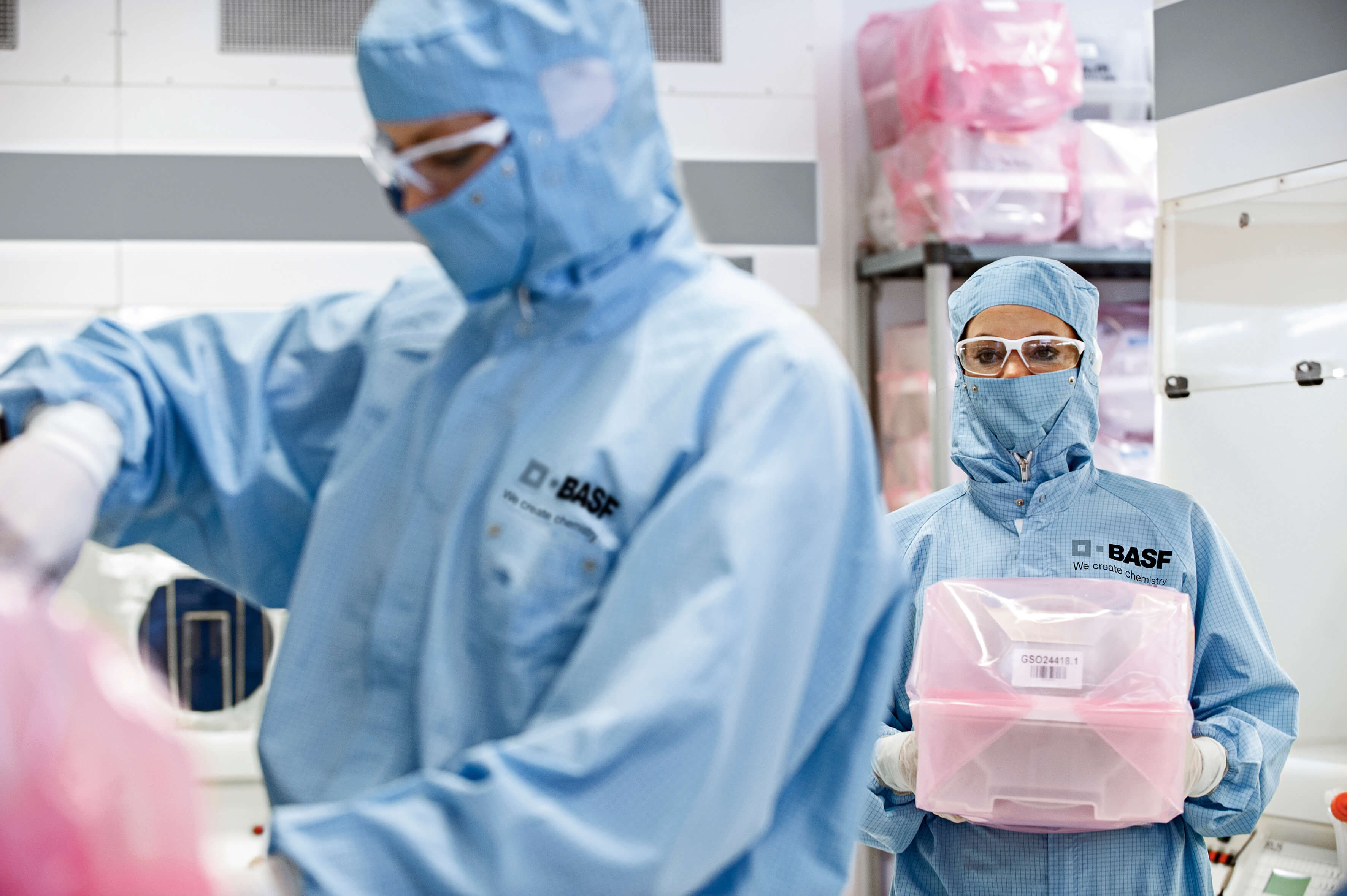 Kaufen oder verkaufen? TUI, BASF und Defence Therapeutics Aktie